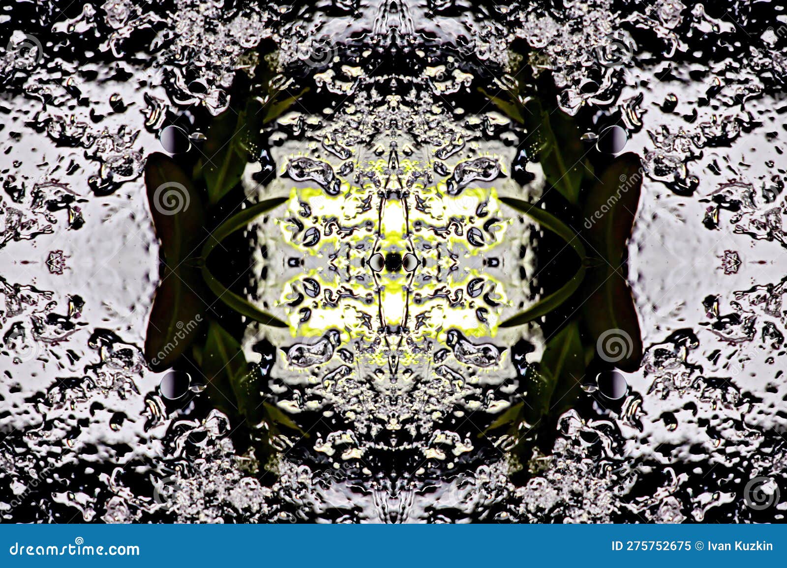 Abstract Ice Pattern and Drawing Appearing on the Surface of the Water ...