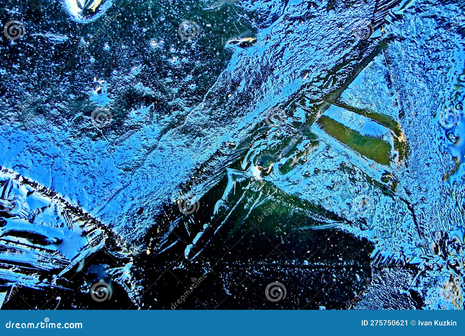 Abstract Ice Pattern and Drawing Appearing on the Surface of the Water ...