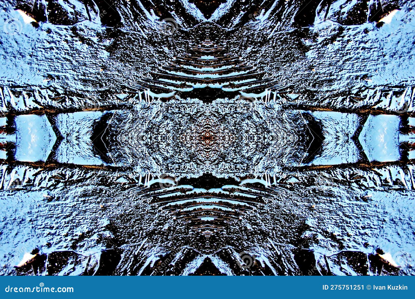 Abstract Ice Pattern and Drawing Appearing on the Surface of the Water ...