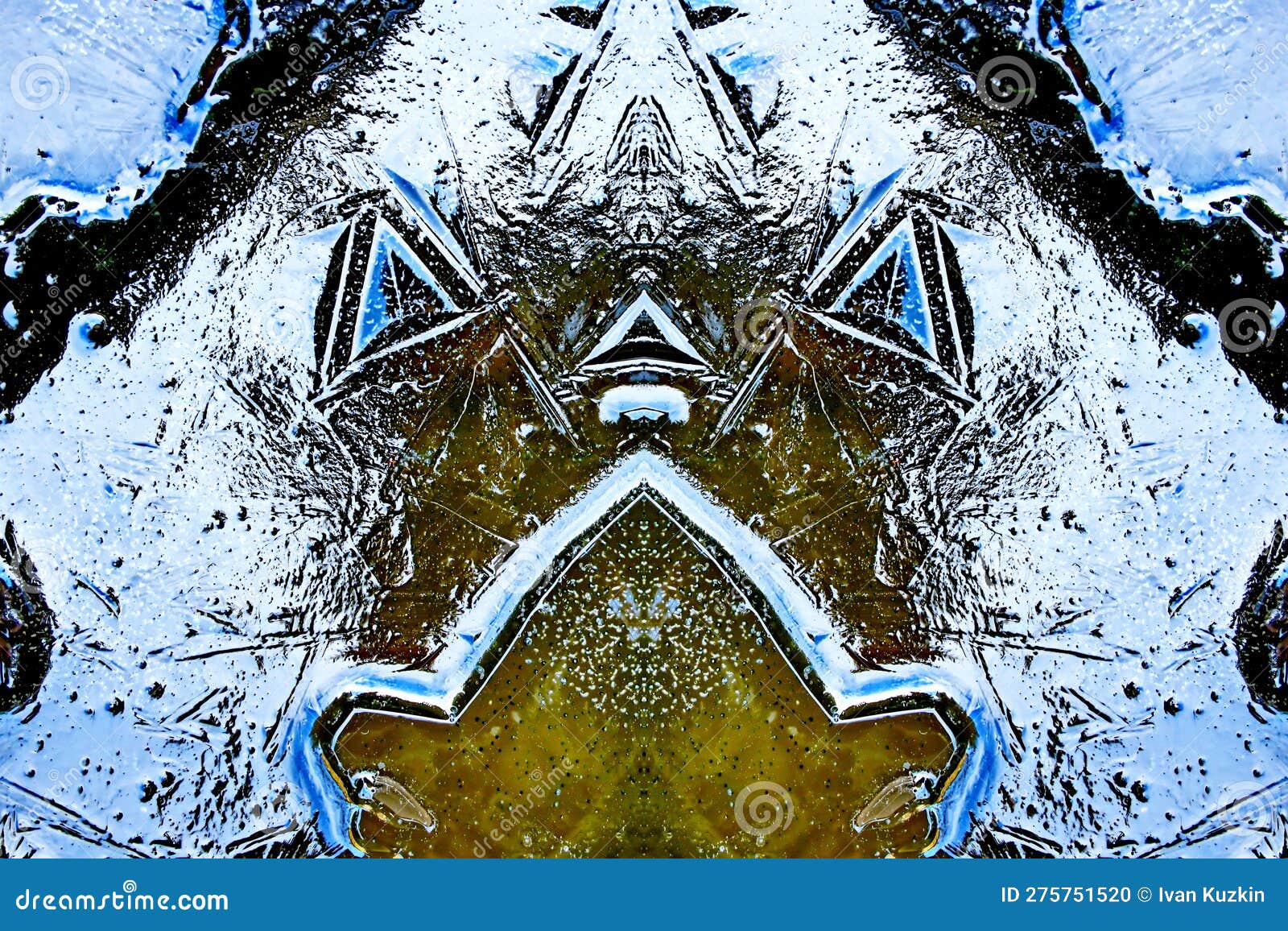 Abstract Ice Pattern and Drawing Appearing on the Surface of the Water ...