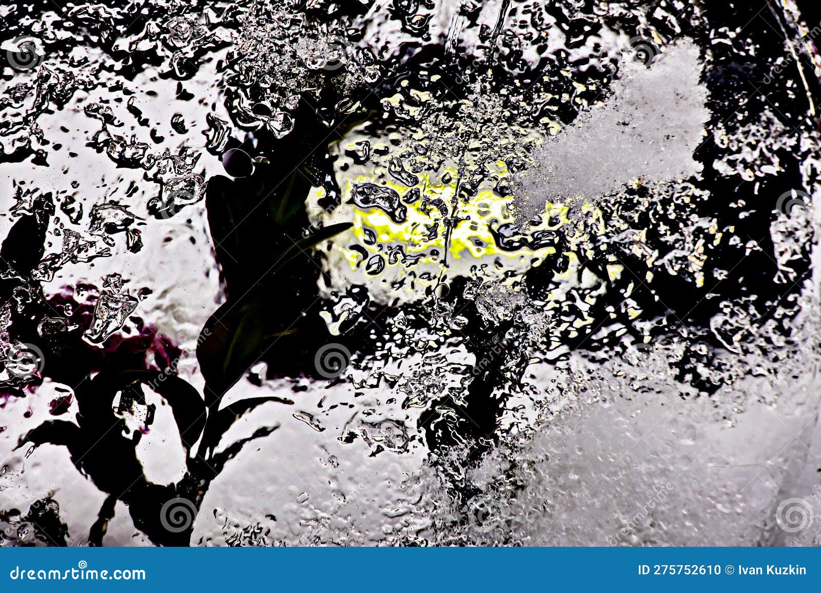 Abstract Ice Pattern and Drawing Appearing on the Surface of the Water ...