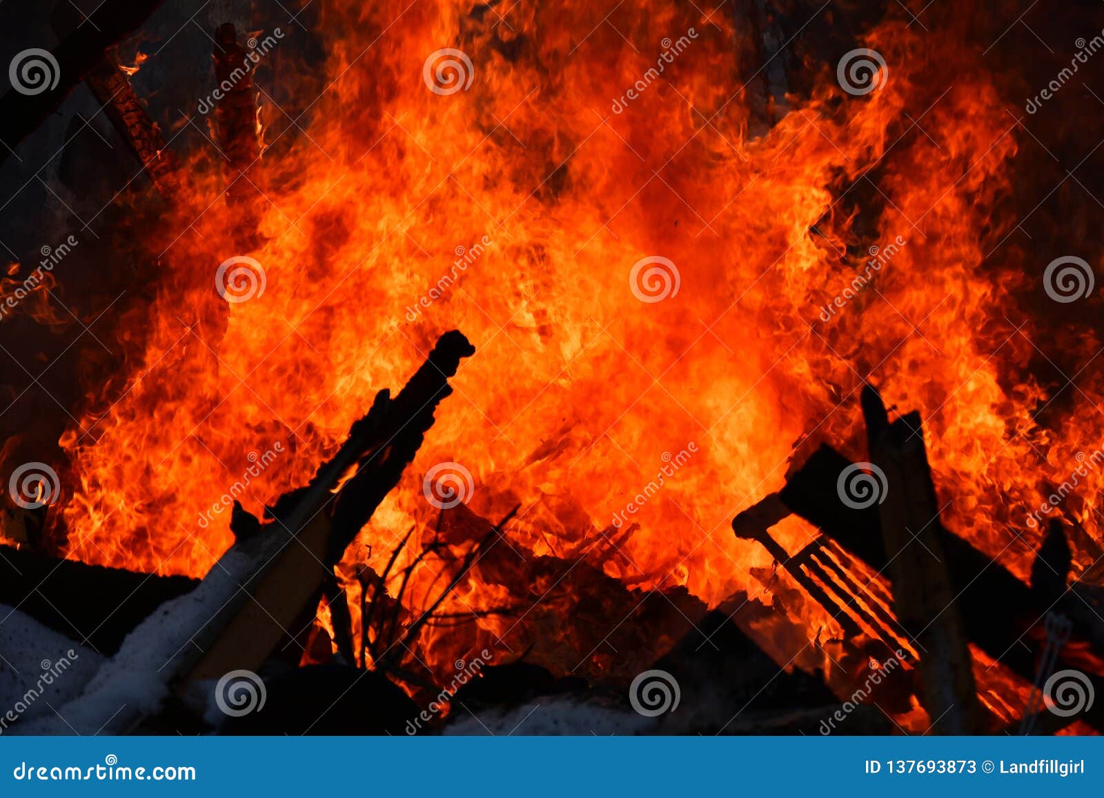 Large Uncontrolled Wood Fire Stock Image - Image of damage, house ...