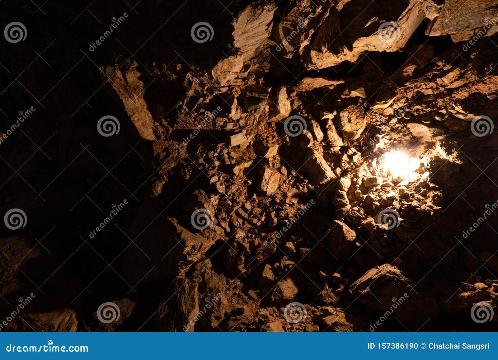 Abstract Light in Cave Background Stock Photo - Image of geologic, sand ...