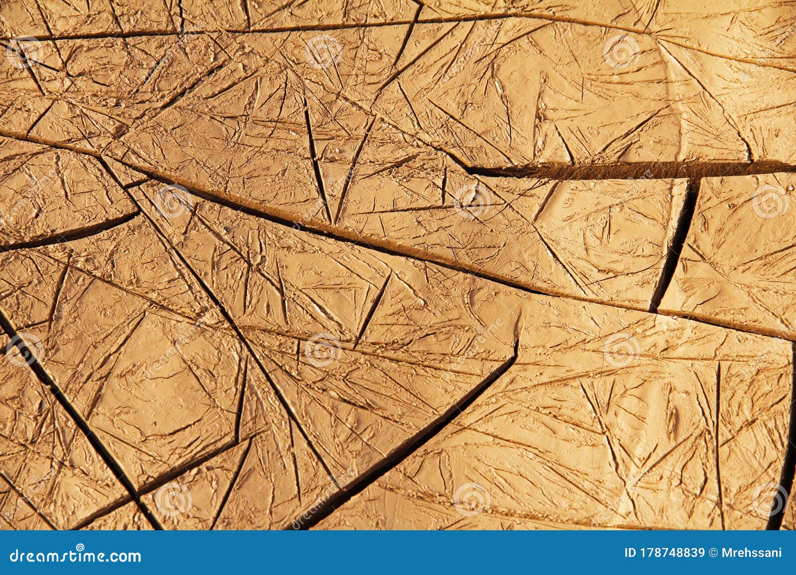 The Cracks Pattern on Wet Mud in Desert Stock Image - Image of abstract ...