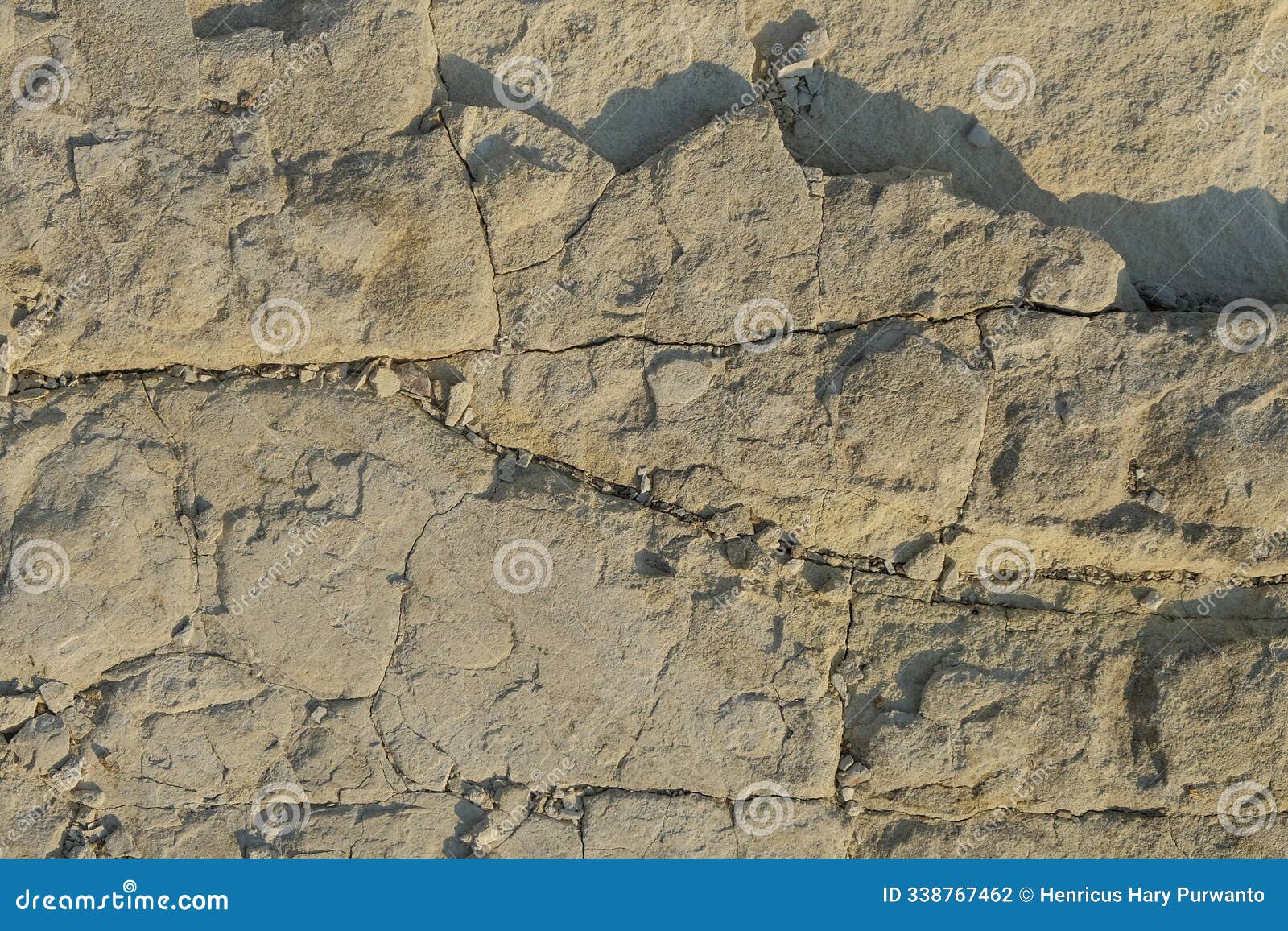 The Abstract Shapes, Patterns and Textures of the Limestone Surface ...