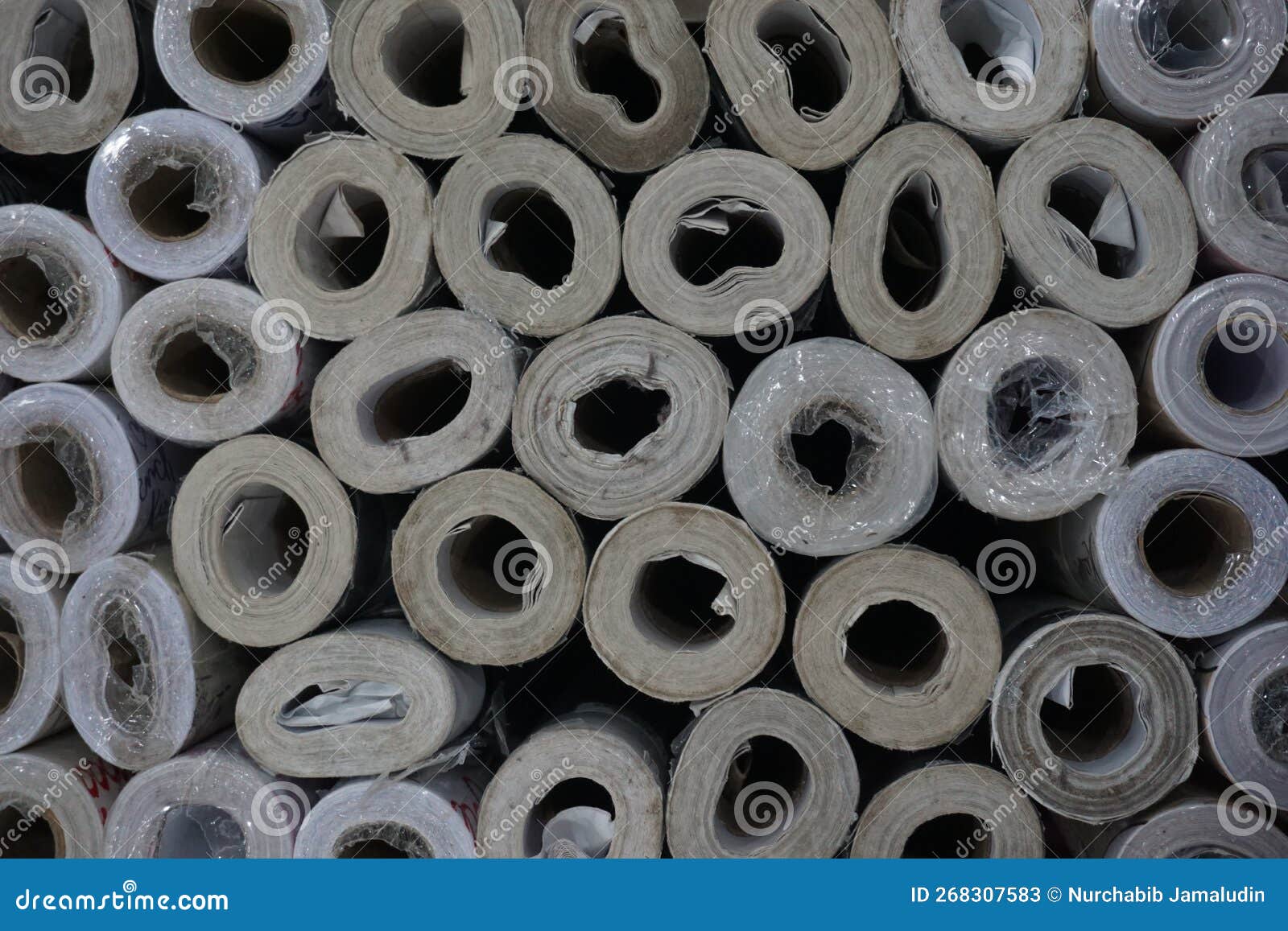 Pile Of Rolled Red And Black Electric Extension Cables Royalty-Free ...