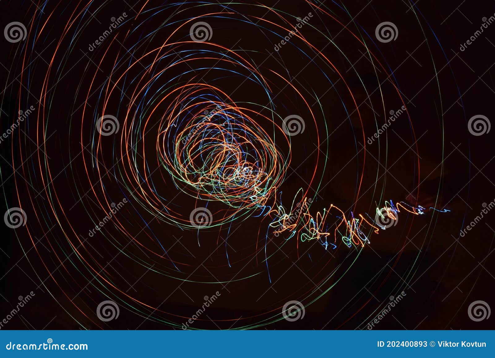 Abstraction Formed by Traces of Circular Motion of Light Sources in the ...
