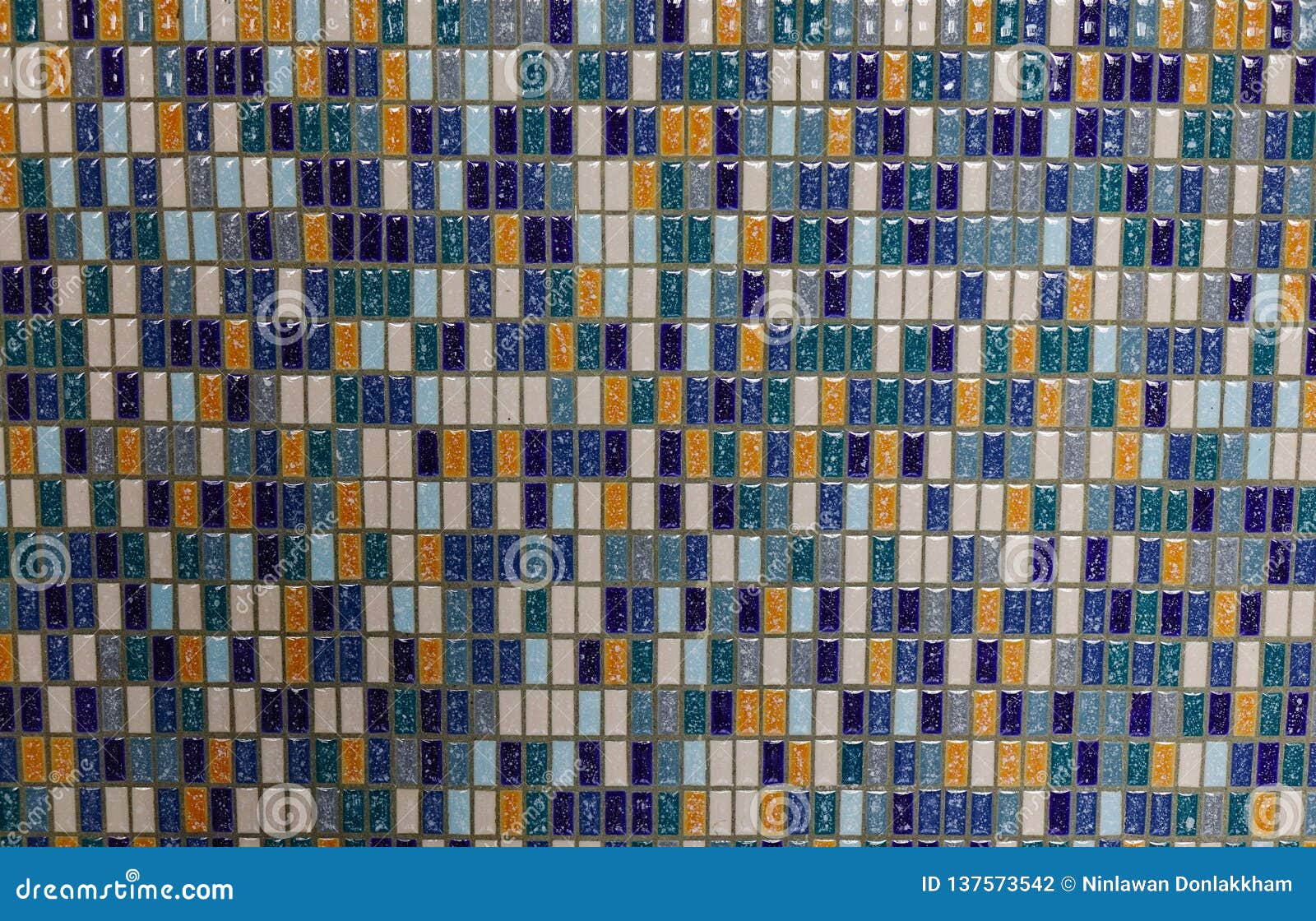 Abstrakte Keramische Mosaikwand Stockfoto - Bild von schön, gebäude ...