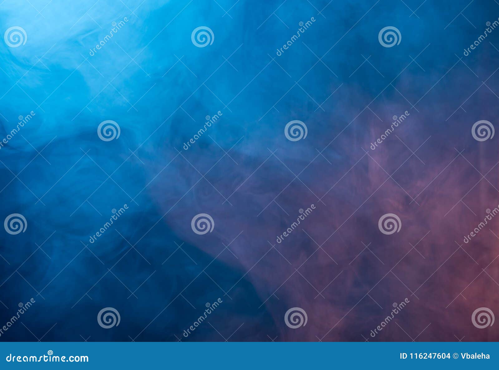 Abstrakter Blauer Und Rosa Rauch Auf Einem Dunklen Hintergrund ...