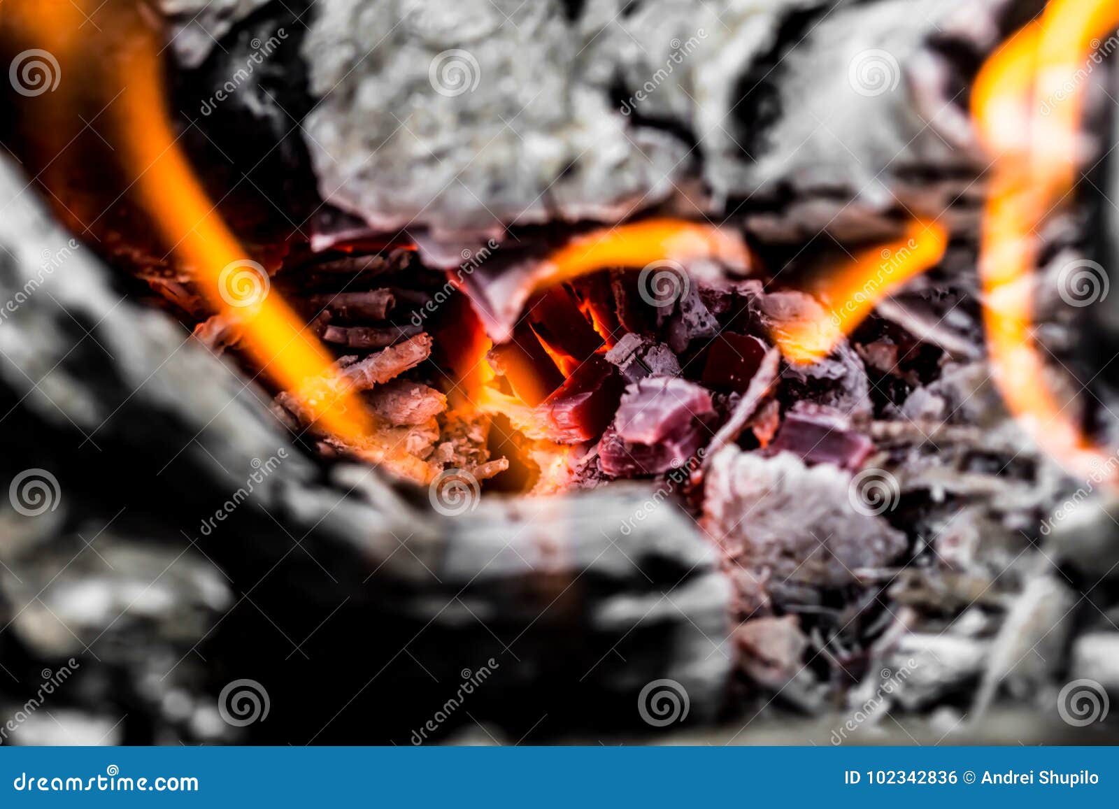 Abstrakter Hintergrund Von Brennenden Kohlen Stockfoto - Bild von ...