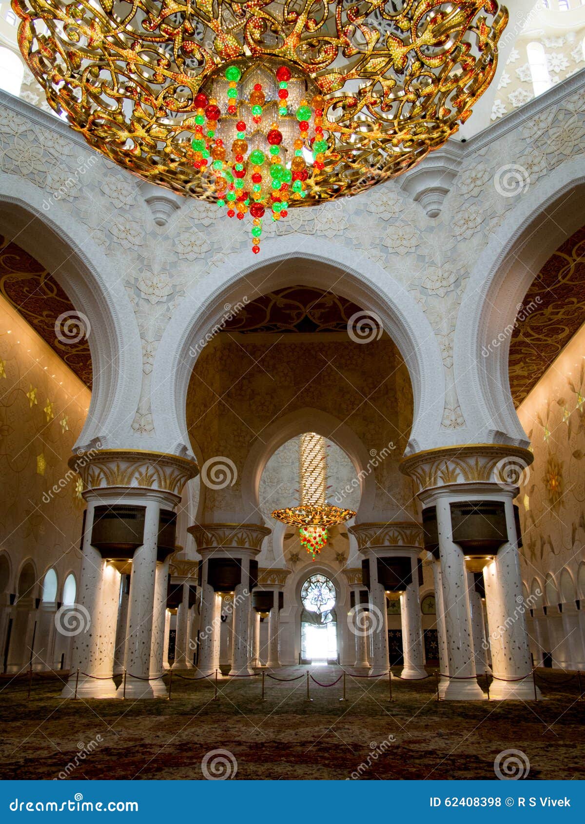 Abu Dhabi Grand Mosque Indoor Editorial Stock Photo - Image of design ...
