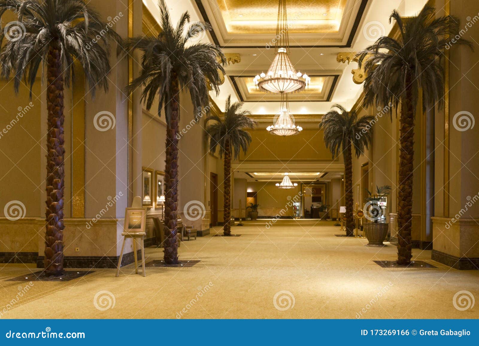 Corridor Inside the Emirates Palace in Abu Dhabi Stock Photo - Image of ...