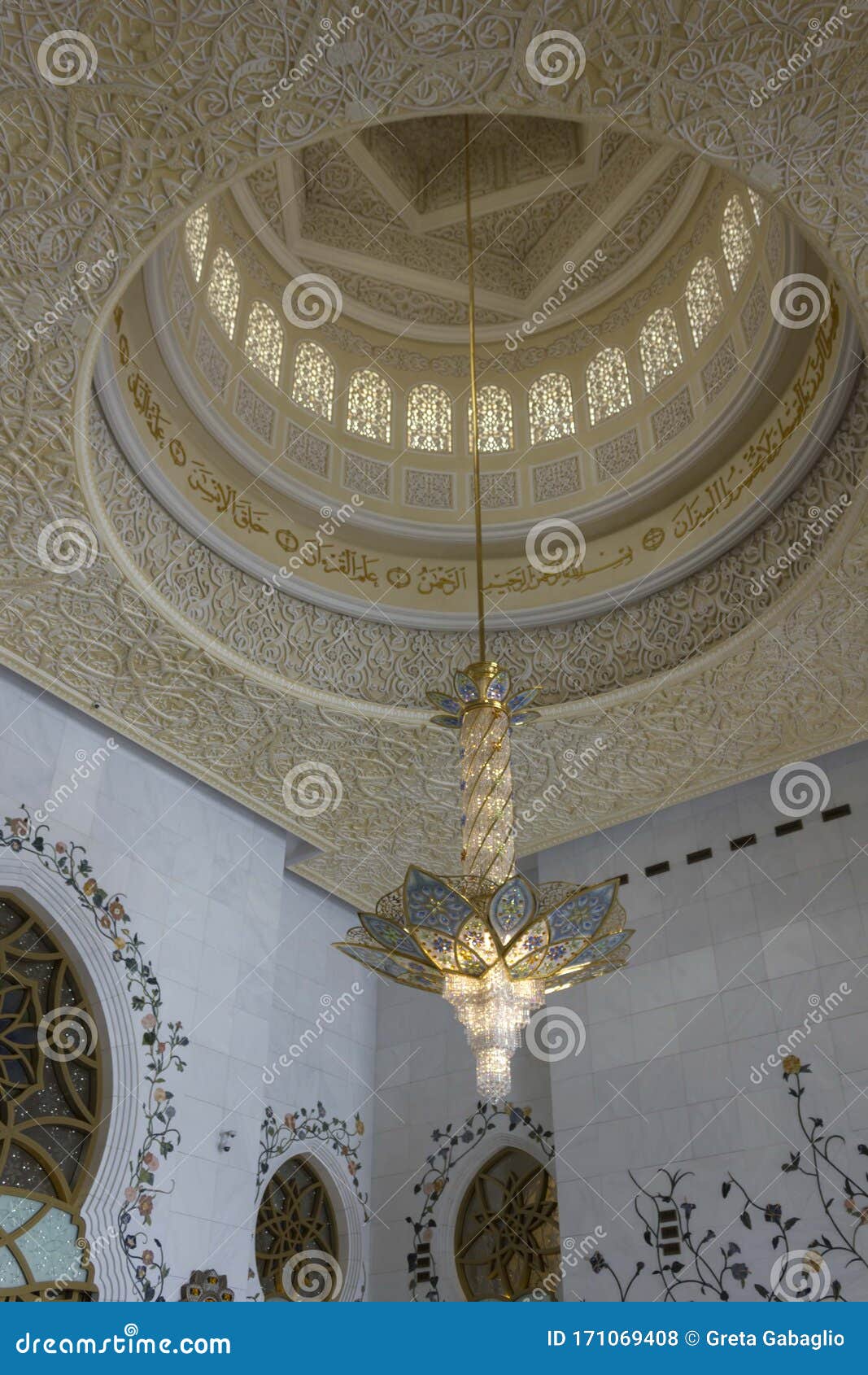 Pendant Lamp Inside the Mosque Stock Photo - Image of light, craft ...