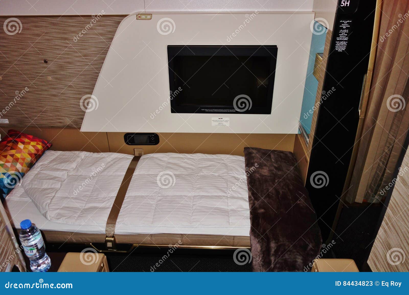 Inside the First Class Suite on the Upper Deck of an Airbus A380 from ...