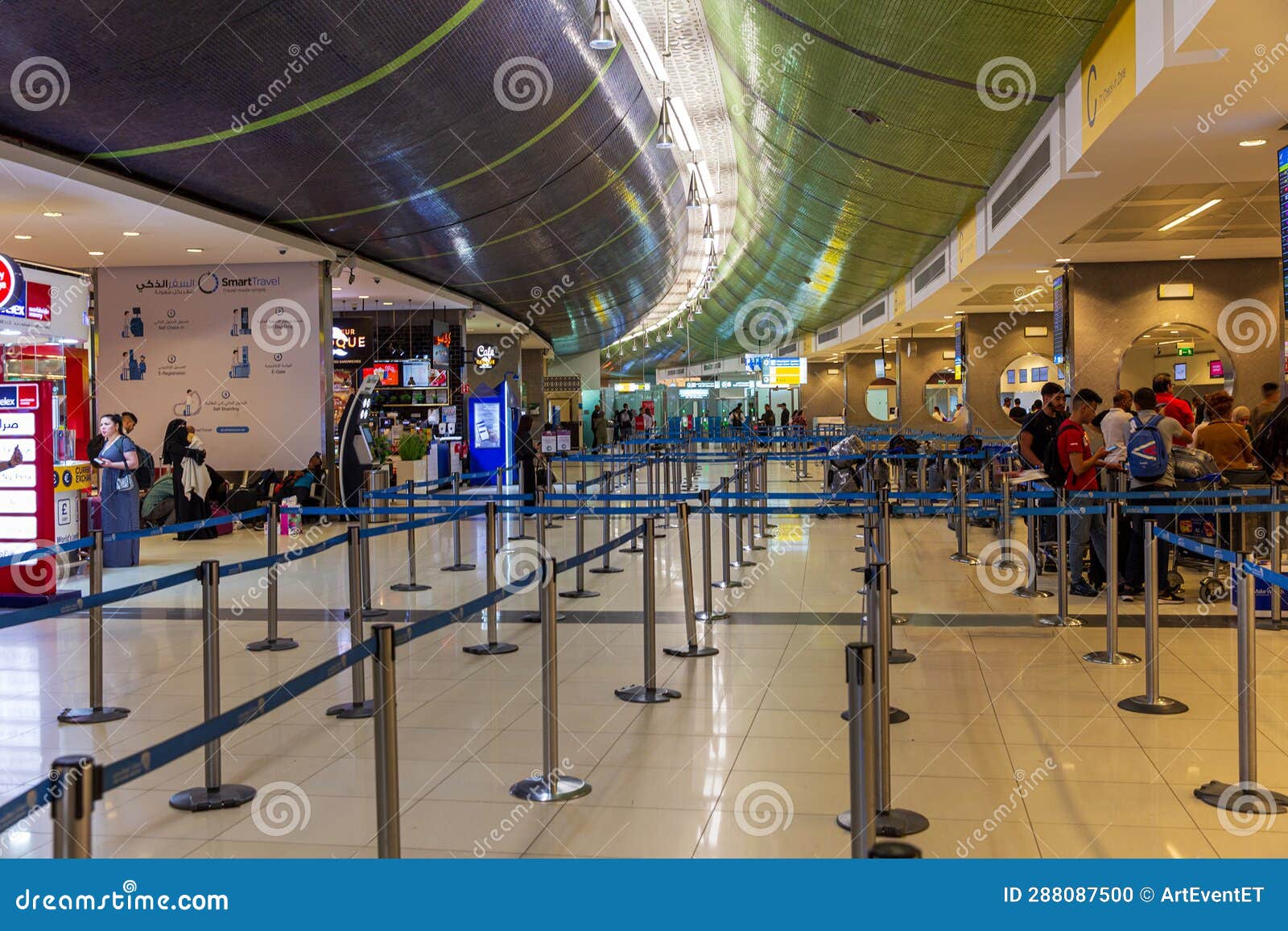 Abu Dhabi Airport Interior. Passenger Check-in Hall Editorial Image ...