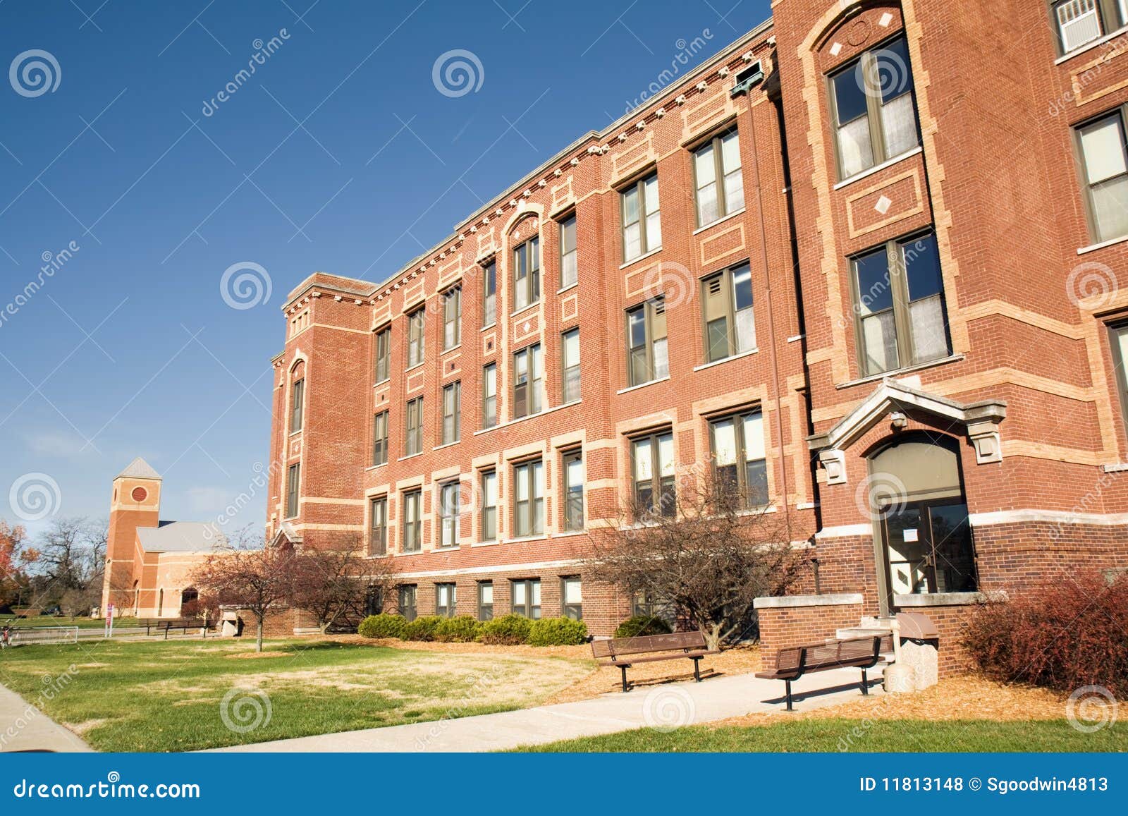 Academic Buildings on a College Campus Stock Photo - Image of green ...