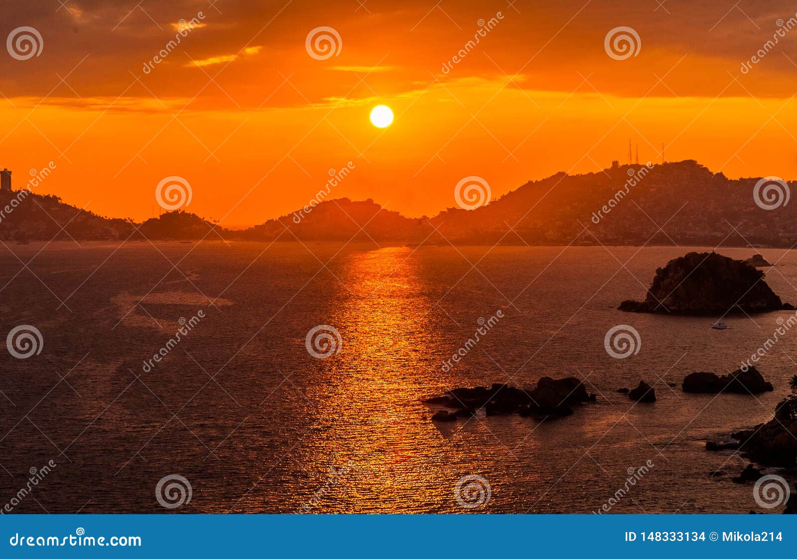 Acapulco Bay Sunset View on Buitiful Day Stock Photo - Image of ...
