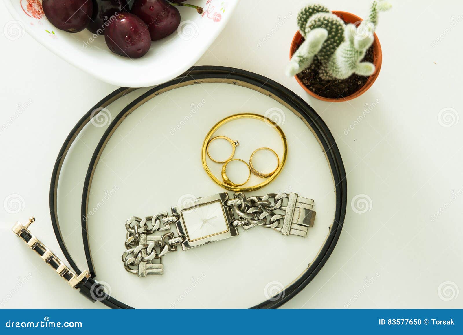 Accesorios Femeninos De Moda Foto de archivo - Imagen de fresco, trendy ...