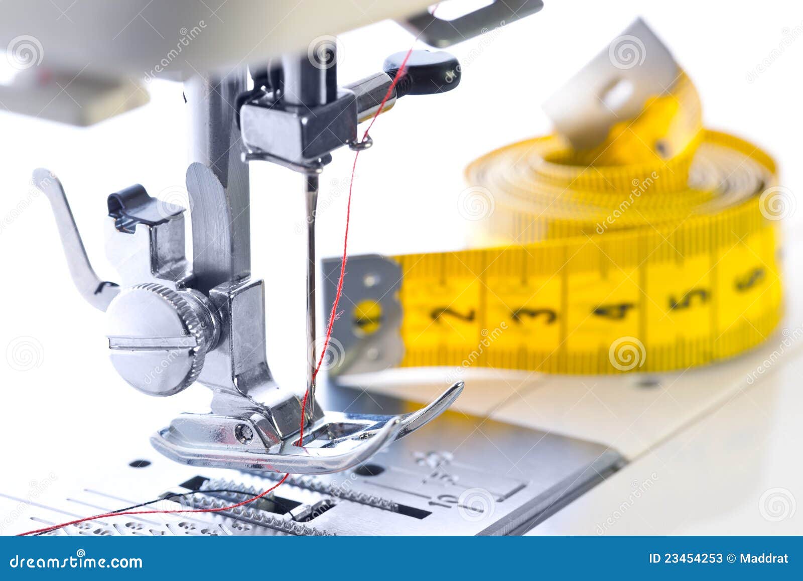 Accessoires de couture image stock. Image du cousez, tissu - 23454253