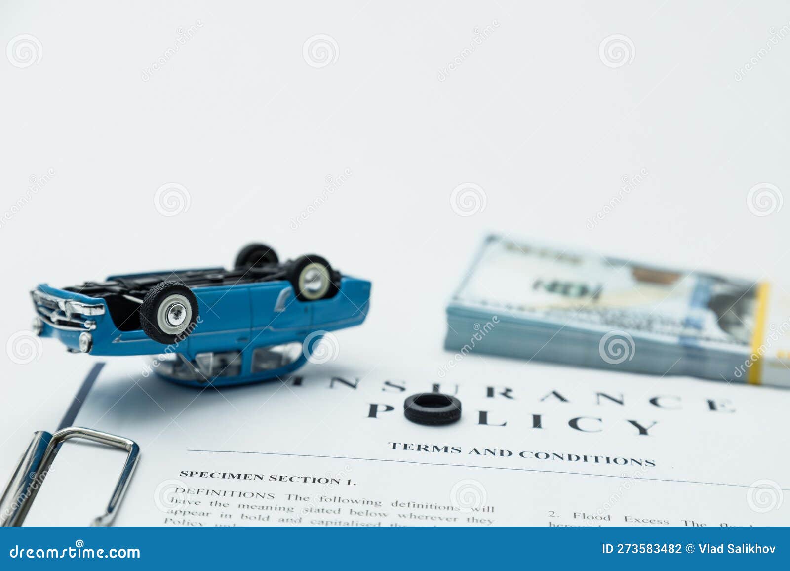 Accident Car Breakdown and Insurance Policy, Money Compensation on ...