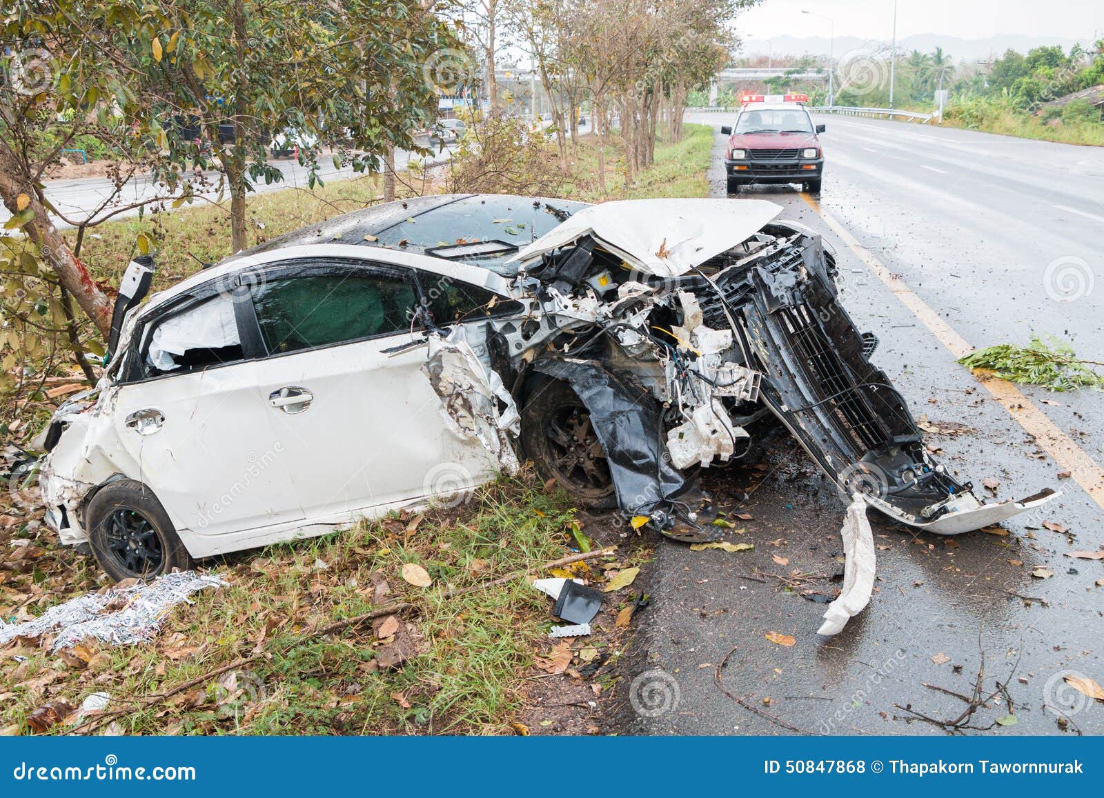 Accident Car Crash with Tree Stock Photo - Image of debris, carefully ...