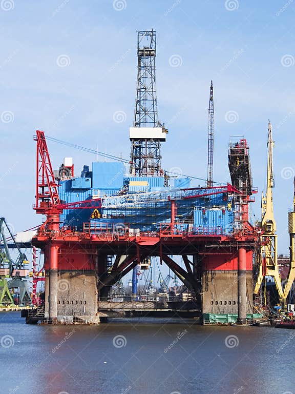 Accomodation Platform stock photo. Image of canal, metal - 18444302