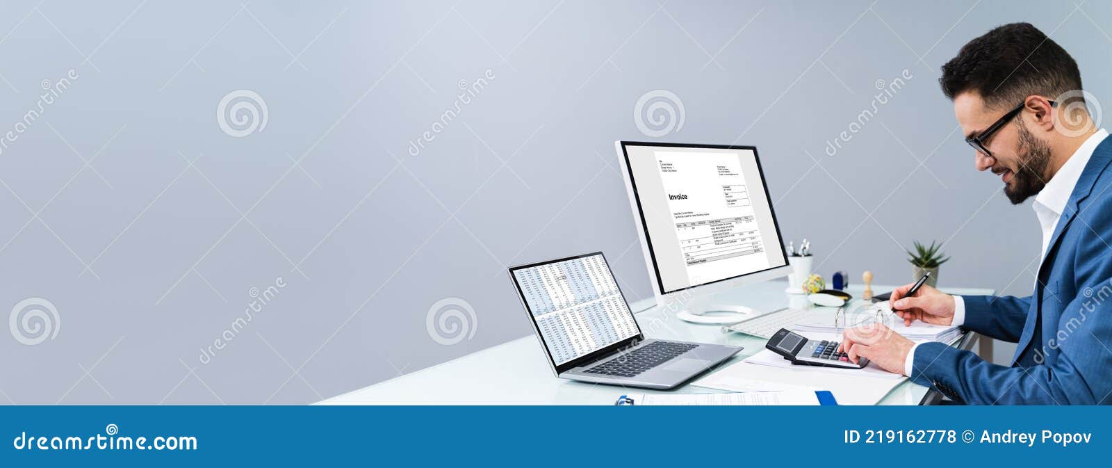 Accountant Making Invoice on Computer Stock Photo - Image of copy, bill ...