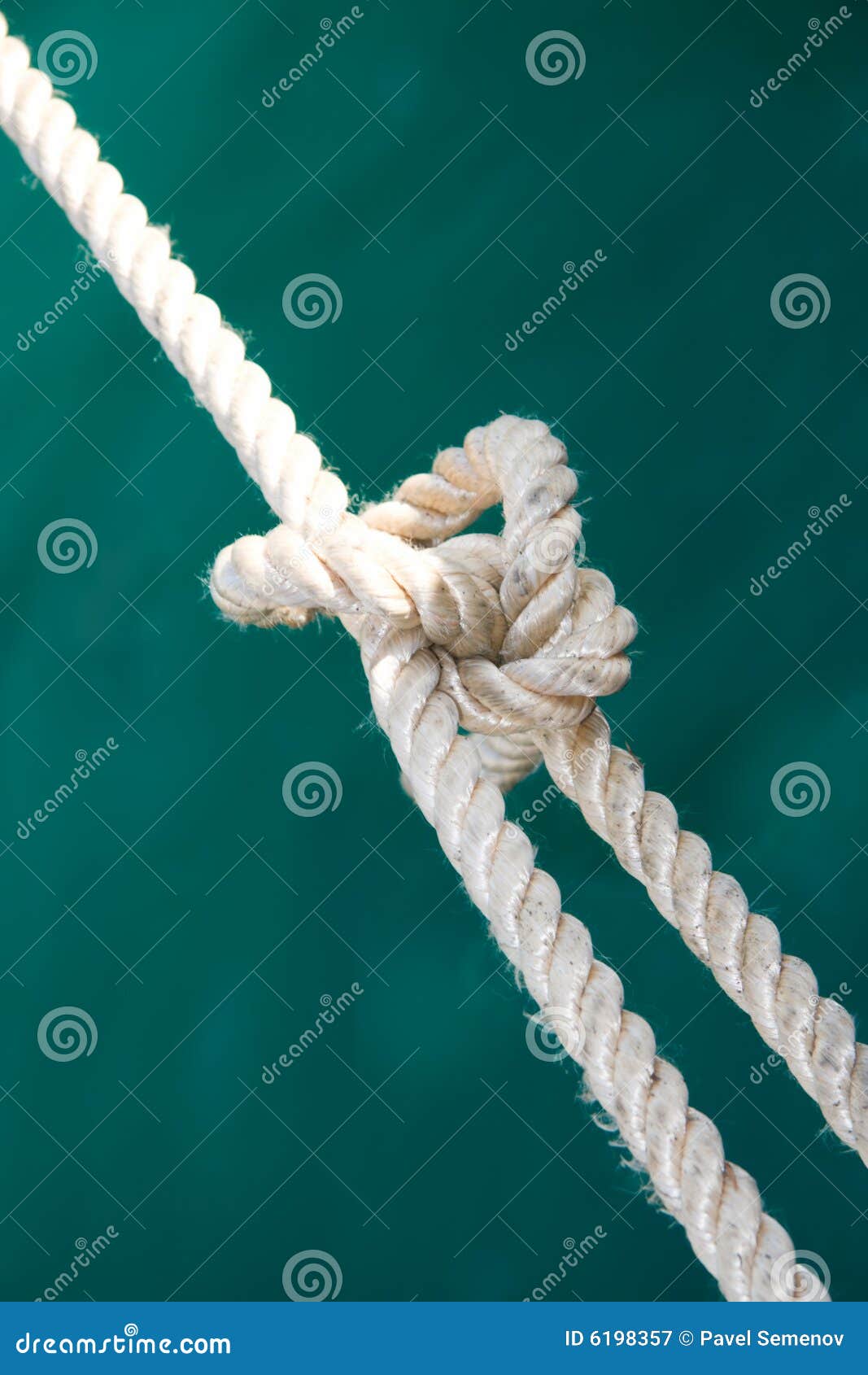 Accroc de plaisance image stock. Image du comportez, corde - 6198357