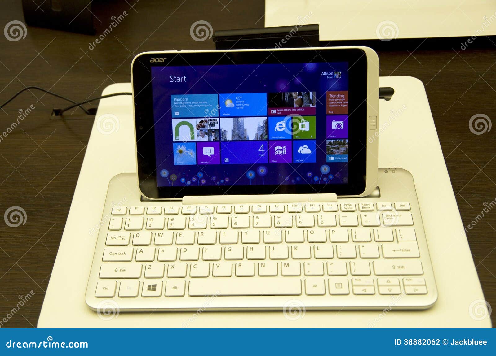 Acer pad tablet editorial photography. Image of removable - 38882062