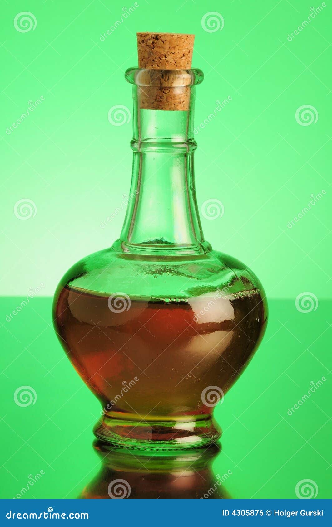 Aceto fotografia stock. Immagine di condimento, nutriente - 4305876