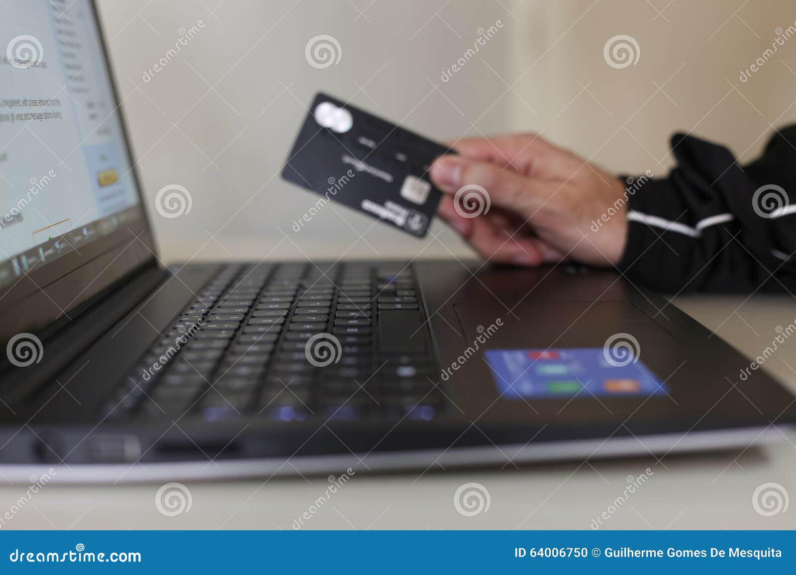 Achats en ligne photo stock. Image du crédit, information - 64006750