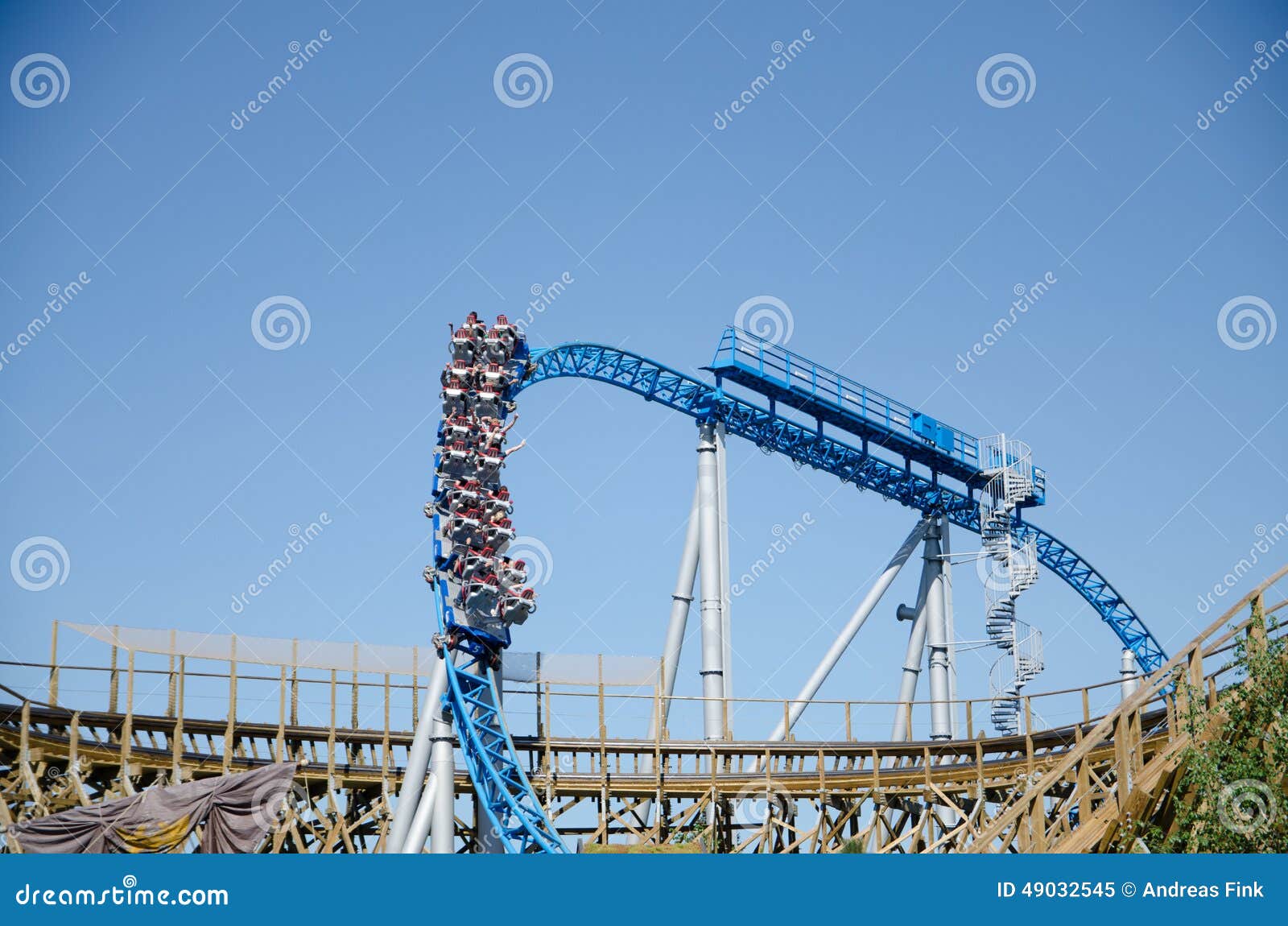 Achterbahn stockbild. Bild von deutschland, rost, rolle - 49032545