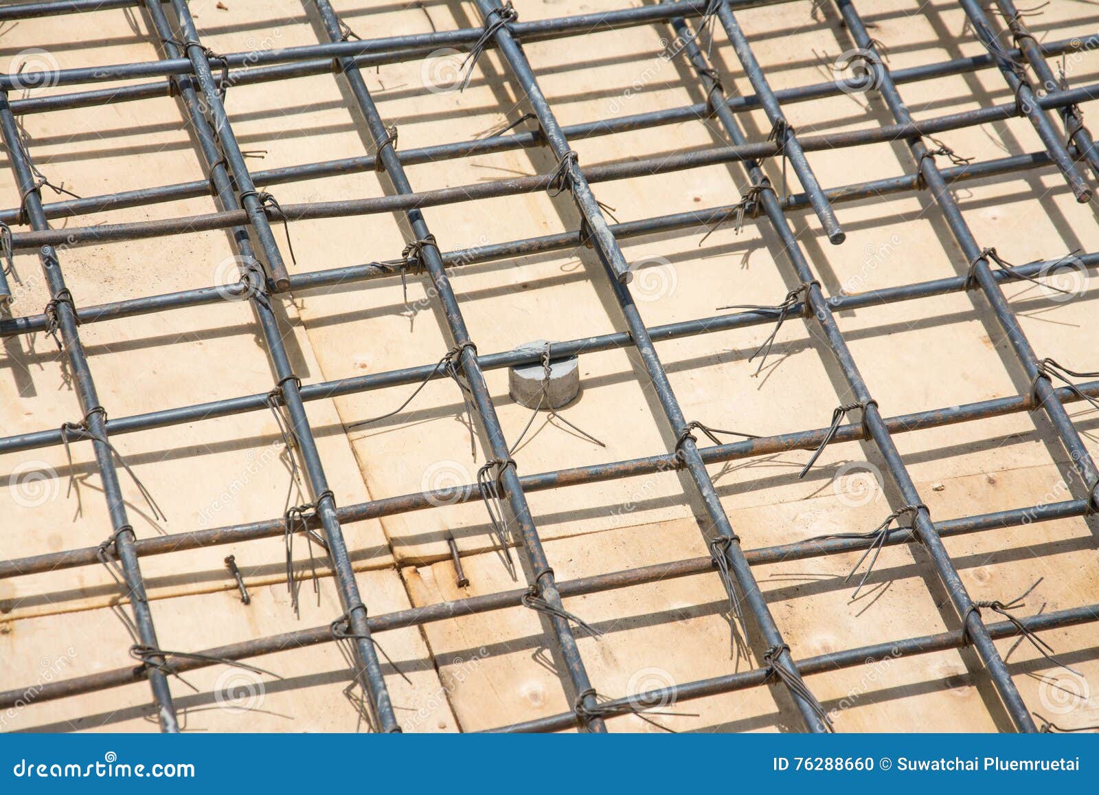 Acier De Grillage Sur Le Plancher Au Chantier De Construction Photo ...