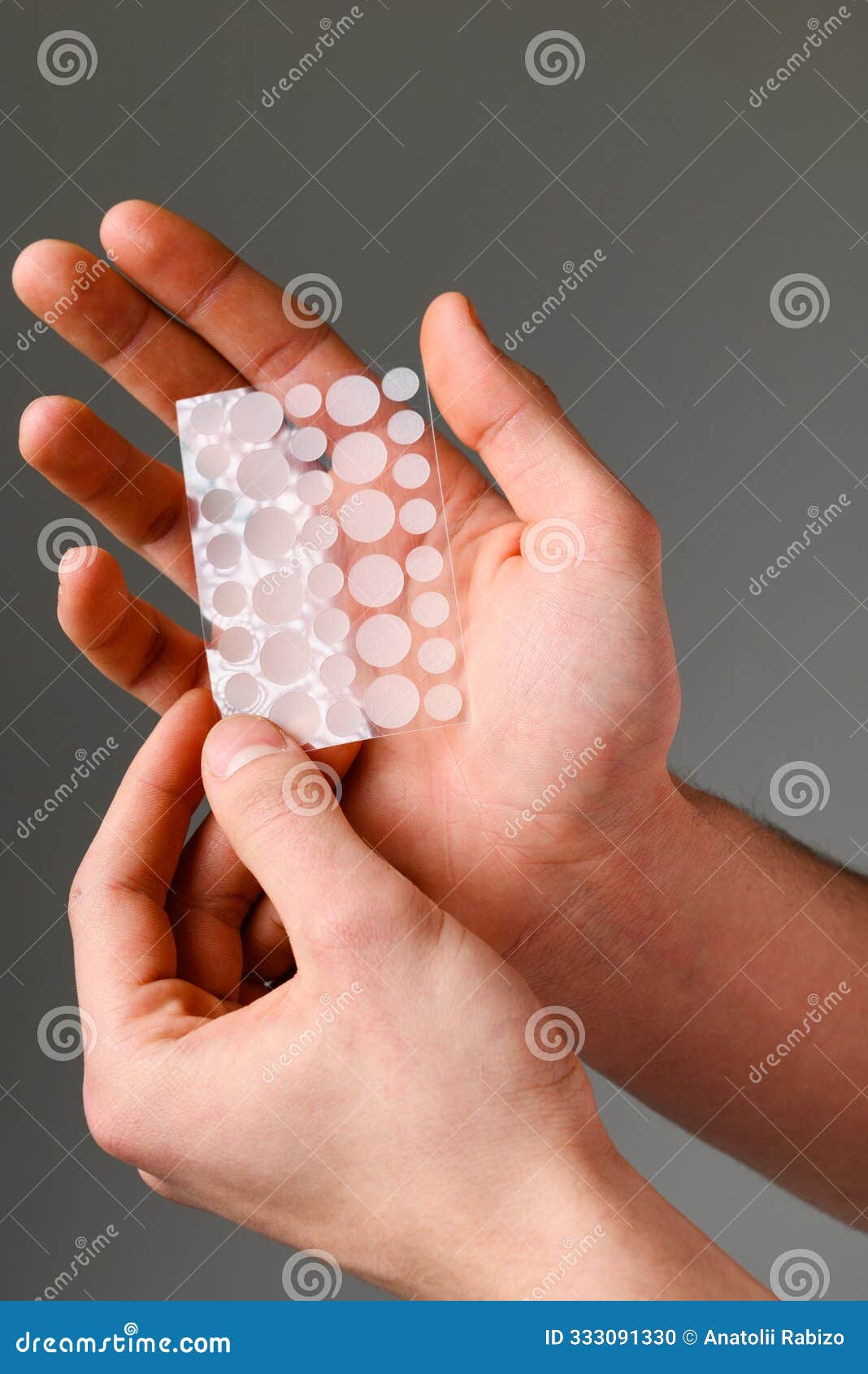 Acne Pimple Patch that Helps To Get Rid of Zits on Problematic Parts of ... Acne Pimple Patch that Helps To Get Rid of Zits on Problematic Parts of ...