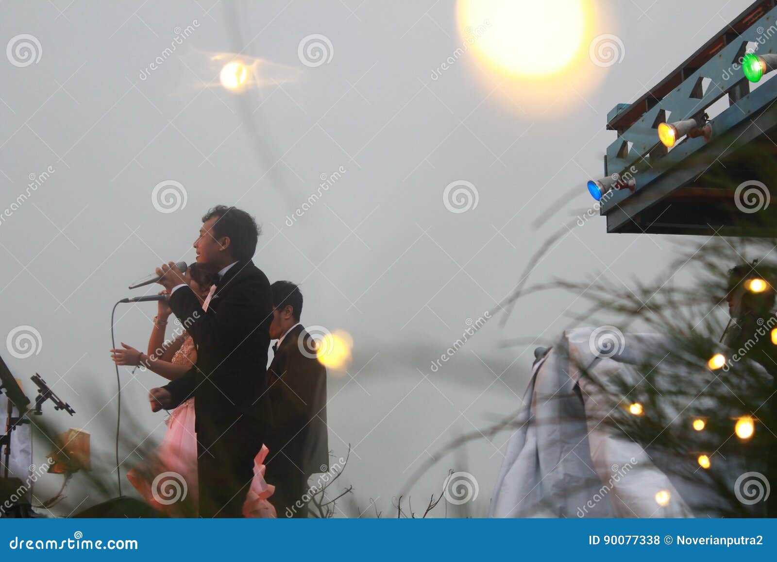 Acoustic band editorial stock photo. Image of group, beauty - 90077338