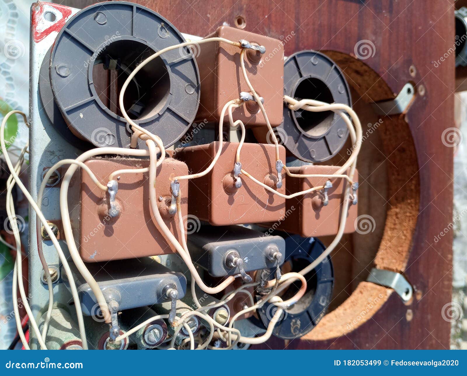 Rectangular Coils For Distribution Transformers On Winding Machine ...