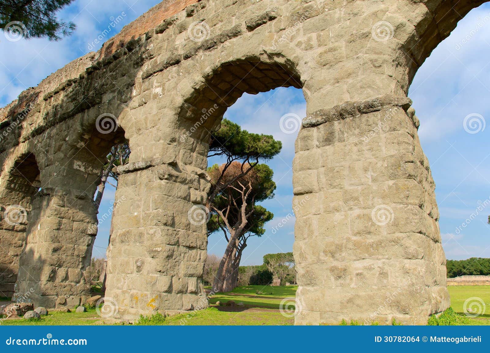 Acquedotto Appio Claudio, Roma, Italia Foto de archivo - Imagen de ...
