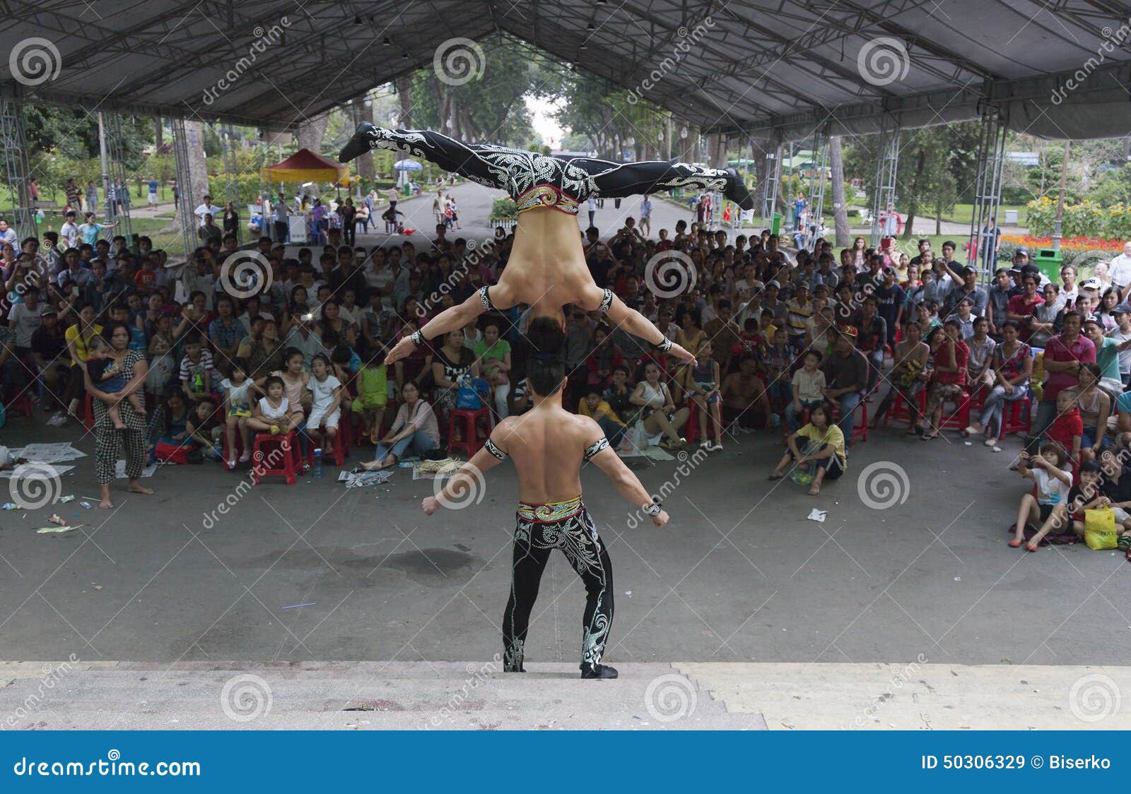 Acrobat performance editorial stock image. Image of gymnast - 50306329