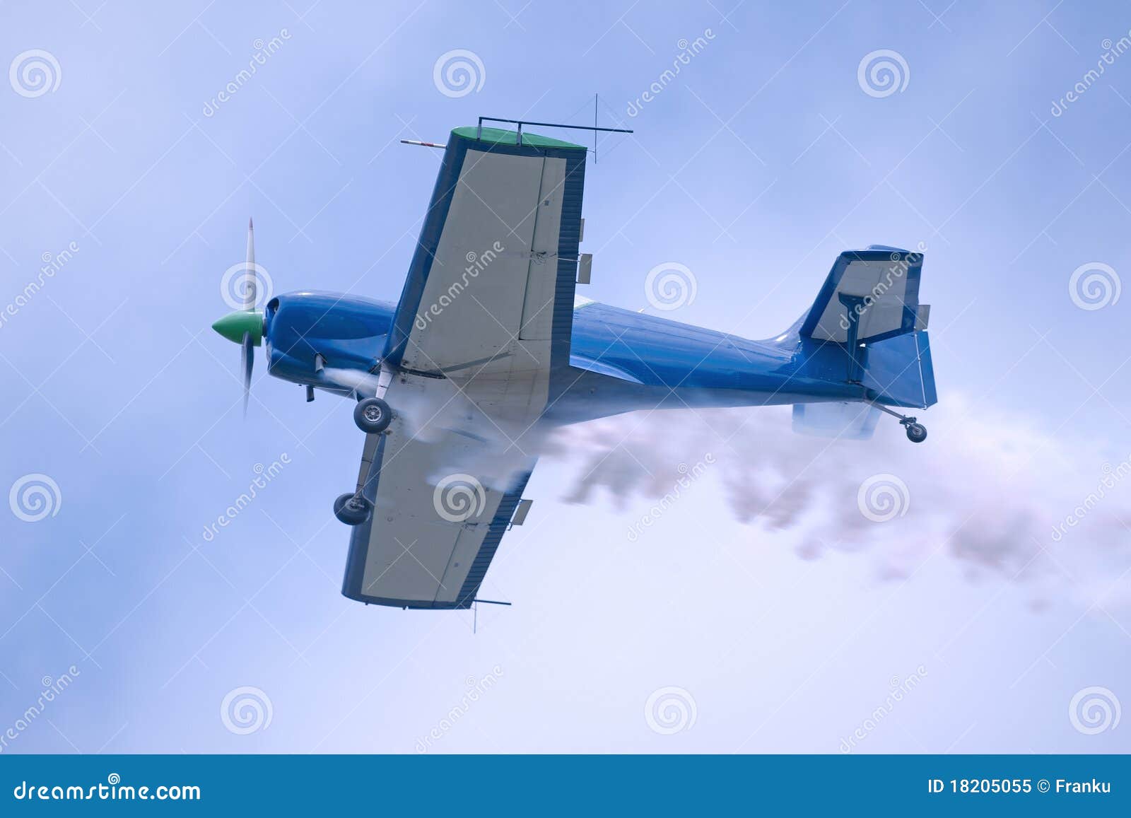 Acrobatic or Stunt Aircraft Stock Image - Image of single, stint: 18205055