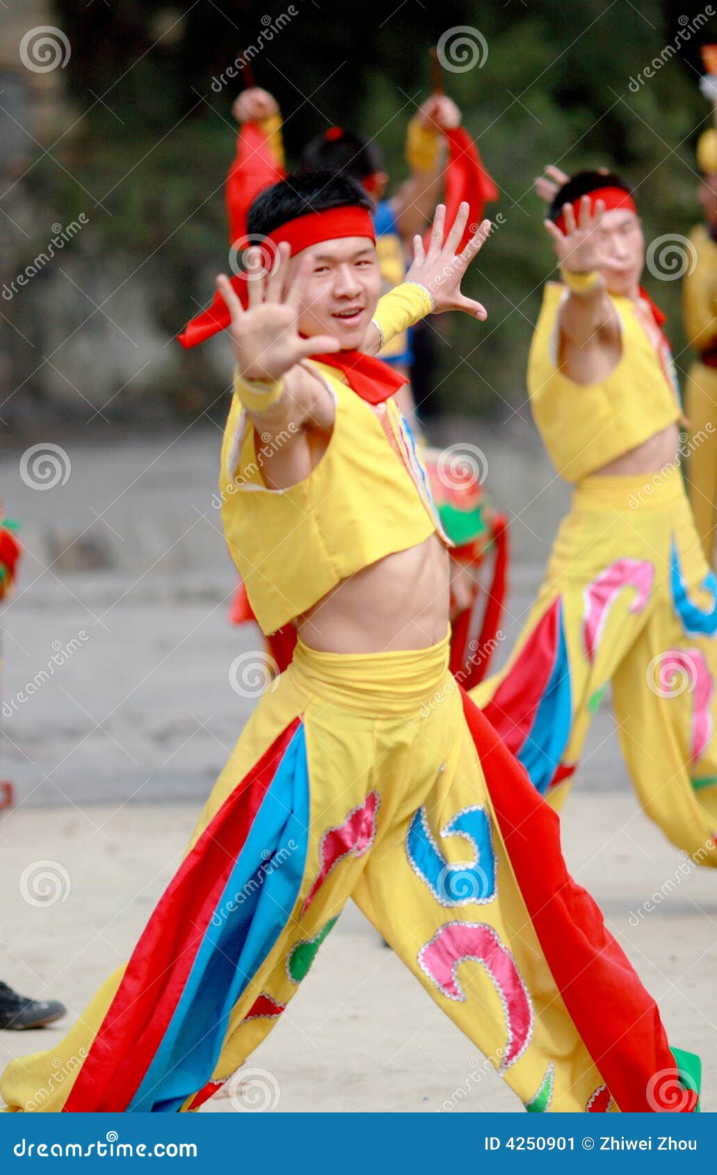 Acrobatics editorial photo. Image of wushu, ethnic, arts - 4250901