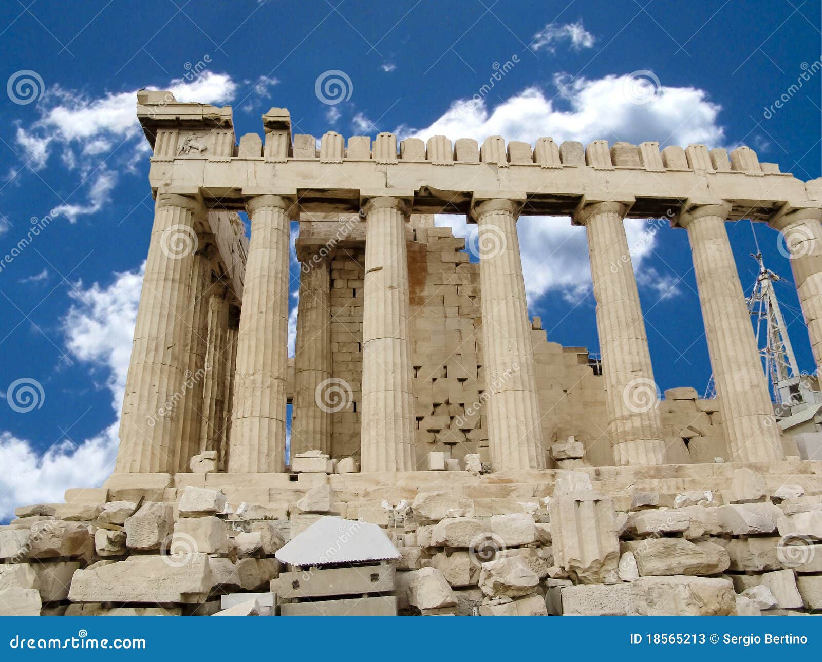 Le parthenon en Grèce image stock. Image du grèce, marbre - 18565213