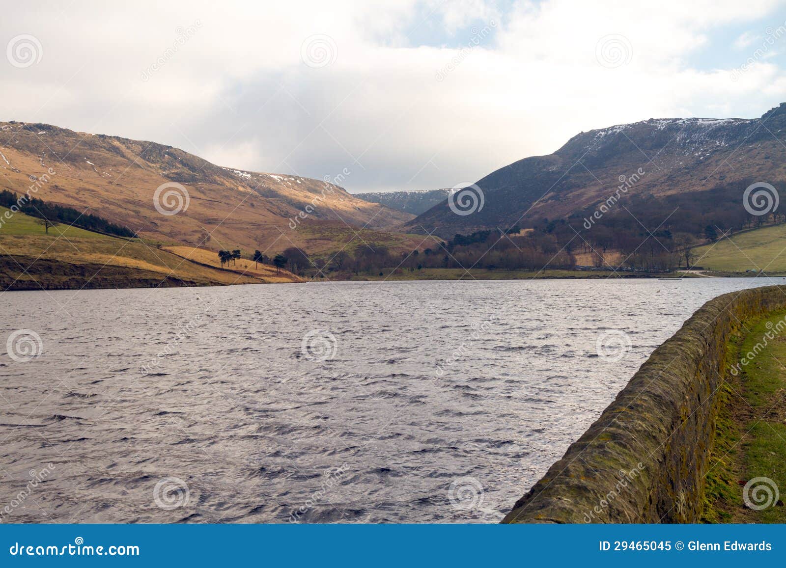 Across Dovestone reservoir stock image. Image of view - 29465045