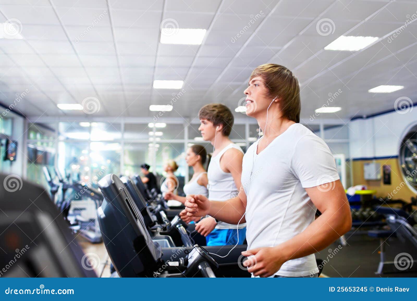 Active man stock image. Image of earphones, vitality - 25653245