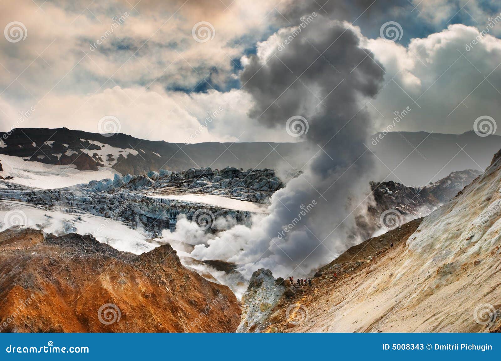 Active volcano stock image. Image of sciences, kamchatka - 5008343