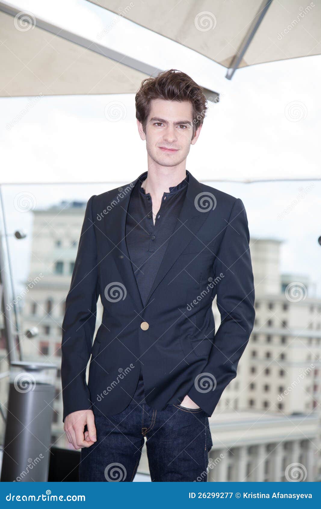 Actor Andrew Garfield editorial photography. Image of fortune - 26299277