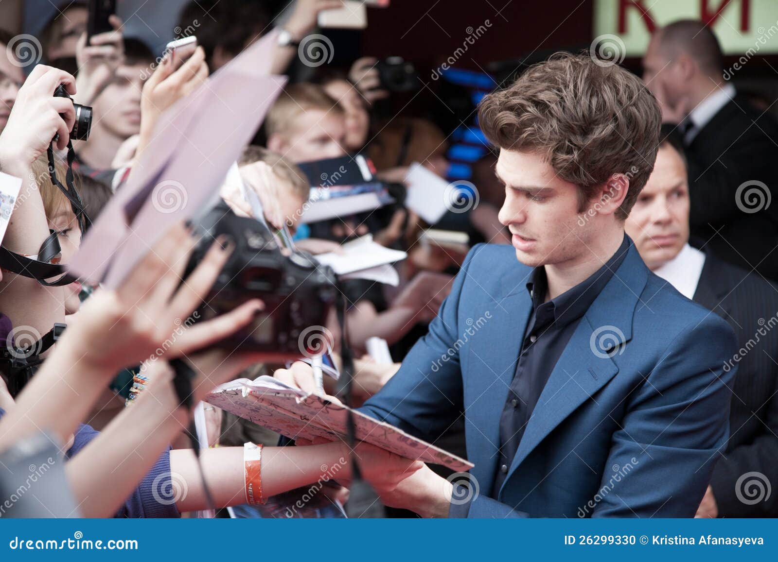 Actor Andrew Garfield editorial image. Image of artist - 26299330
