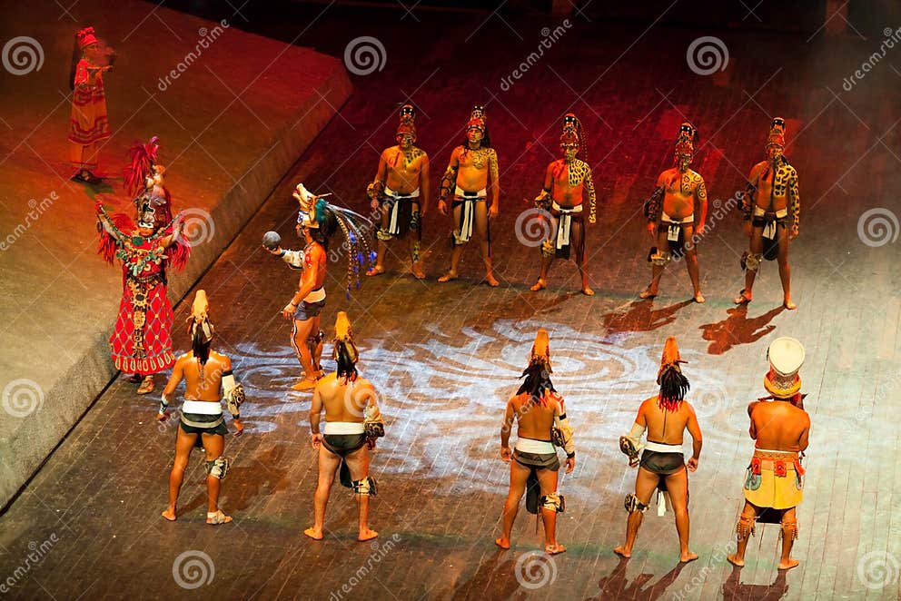 Actors Perfoming the Ball Mayan Game Editorial Stock Image - Image of ...