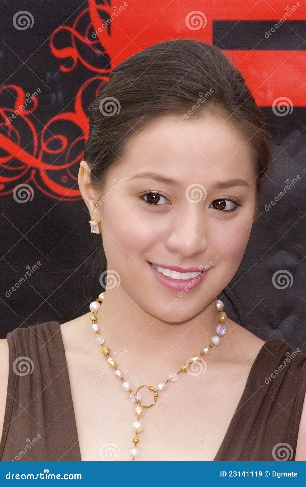 Actress Cristine Reyes editorial stock image. Image of smiling - 23141119