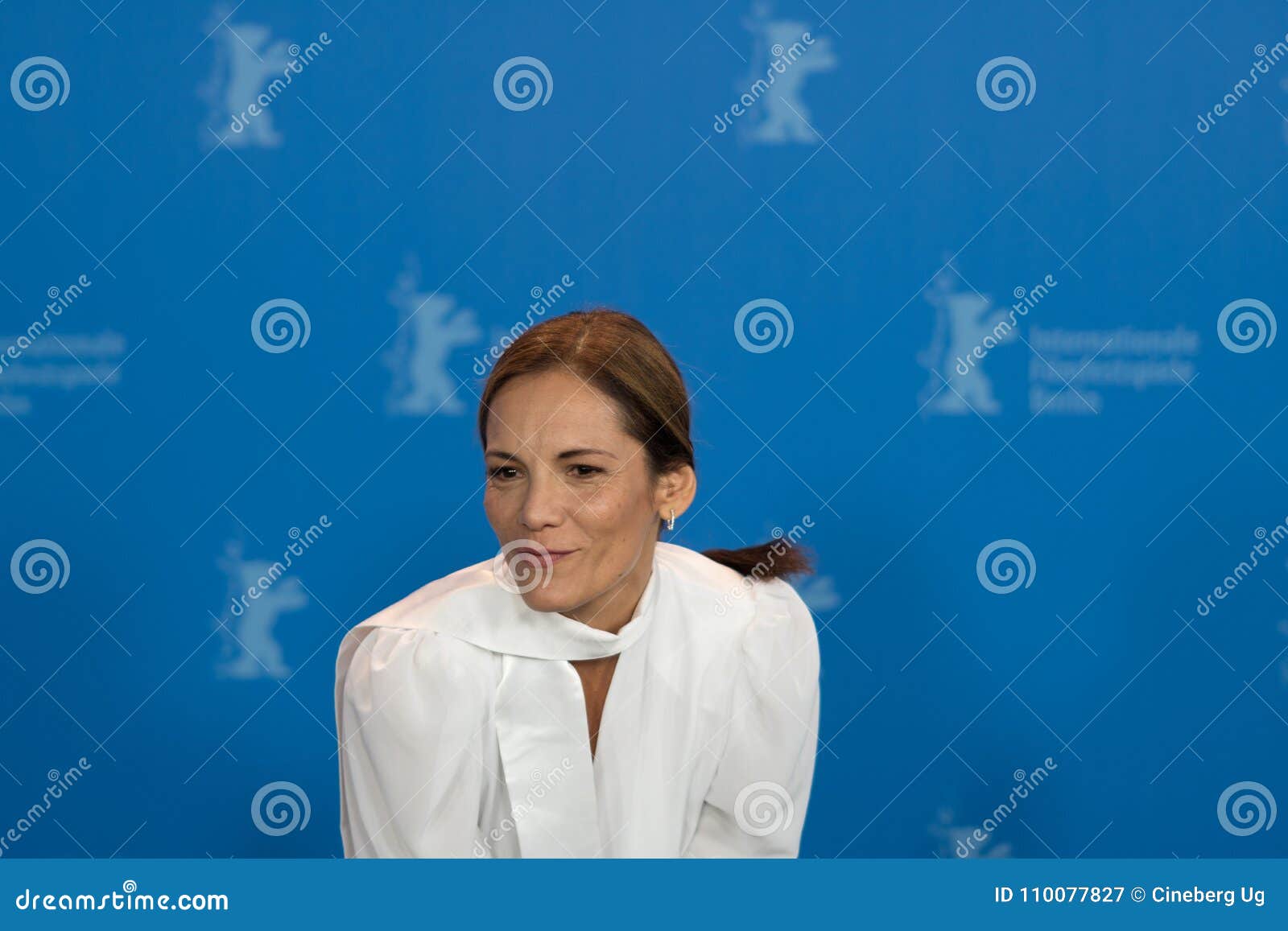 Actriz rusa Ana Ivanova fotografía editorial. Imagen de alemania ...