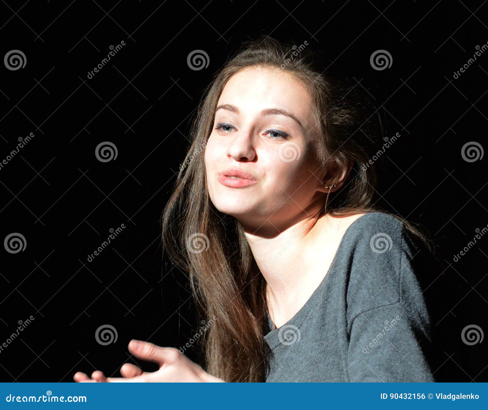 Actriz rusa Darya Kovalska foto editorial. Imagen de ciudad - 90432156